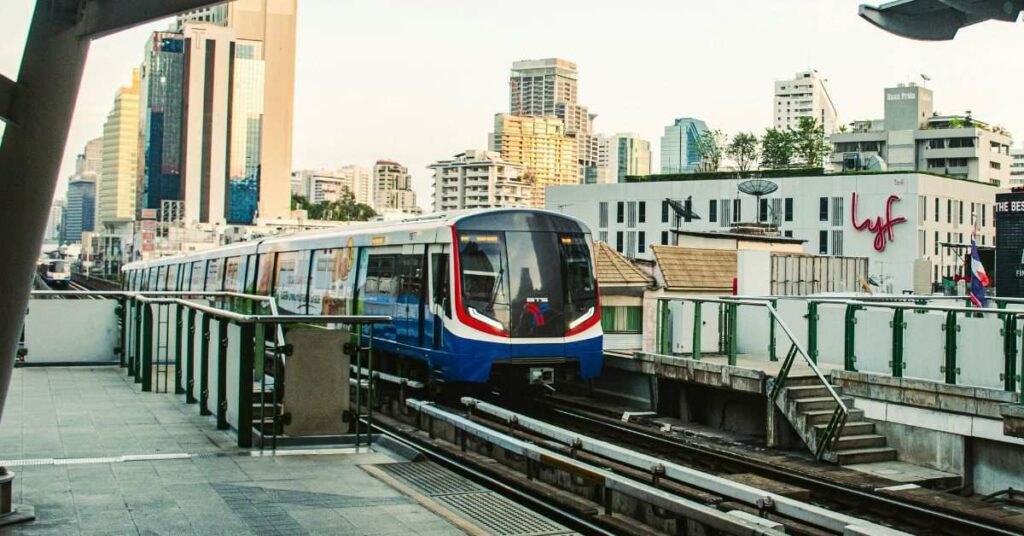 Getting Around Bangkok : BTS, MRT, Taxis & More